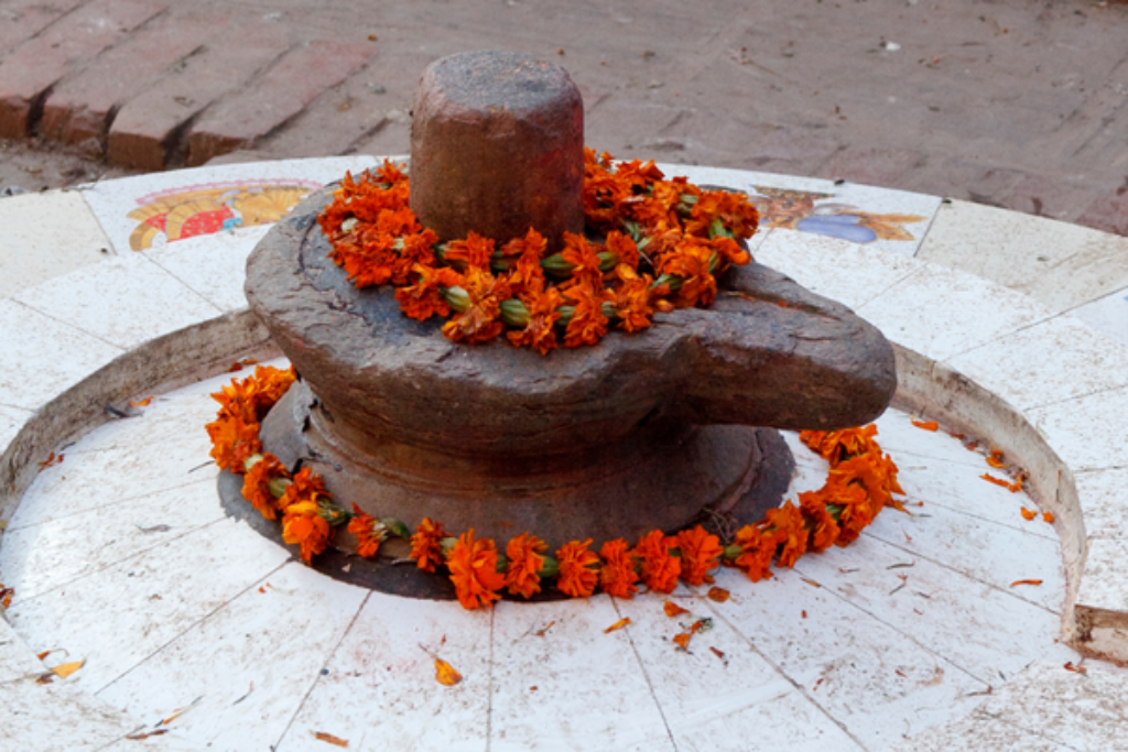 Shiva Lingam: Decoding the Mysteries of an Ancient Hindu Symbol