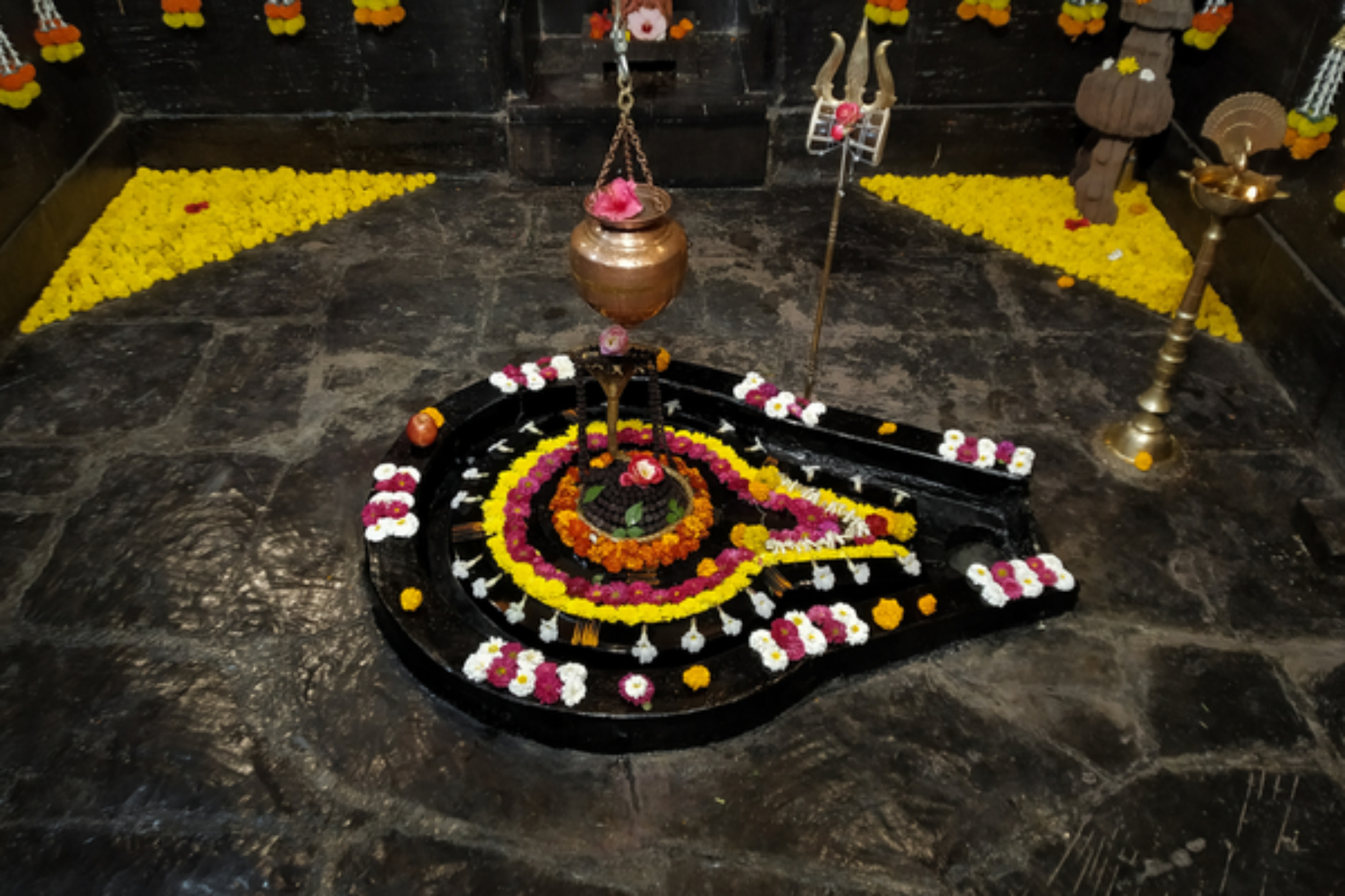 Shiva Lingam: Decoding the Mysteries of an Ancient Hindu Symbol