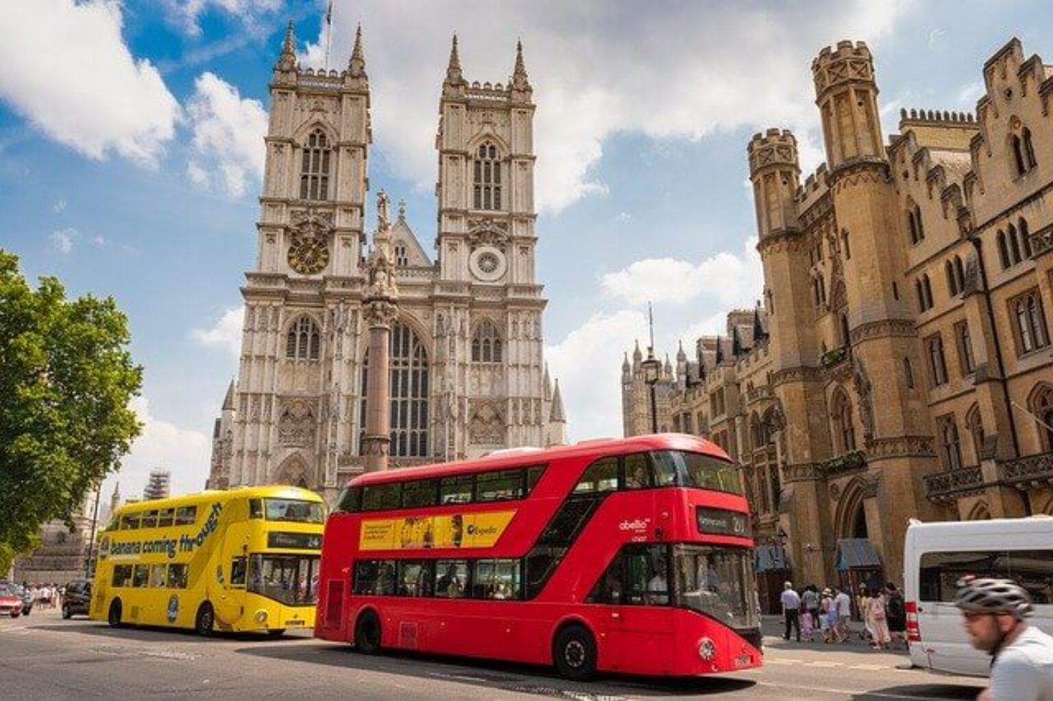 The Rich Symbols of the UK: Flags, Dragons, and Lions - Symbol Sage