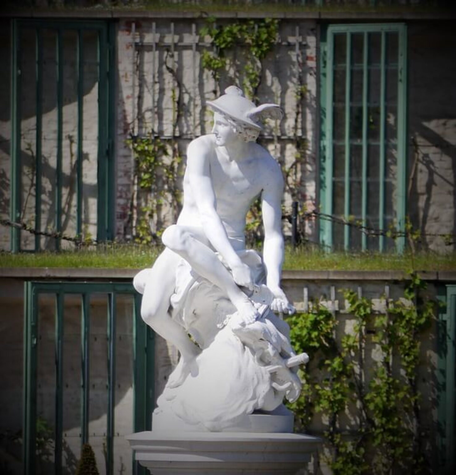 Hermes: Myths, Symbols, and Importance (Greek Mythology)