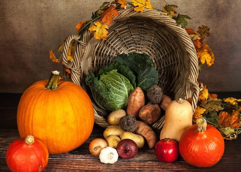 What is Lammas (Lughnasadh)? Celebrating the First Harvest