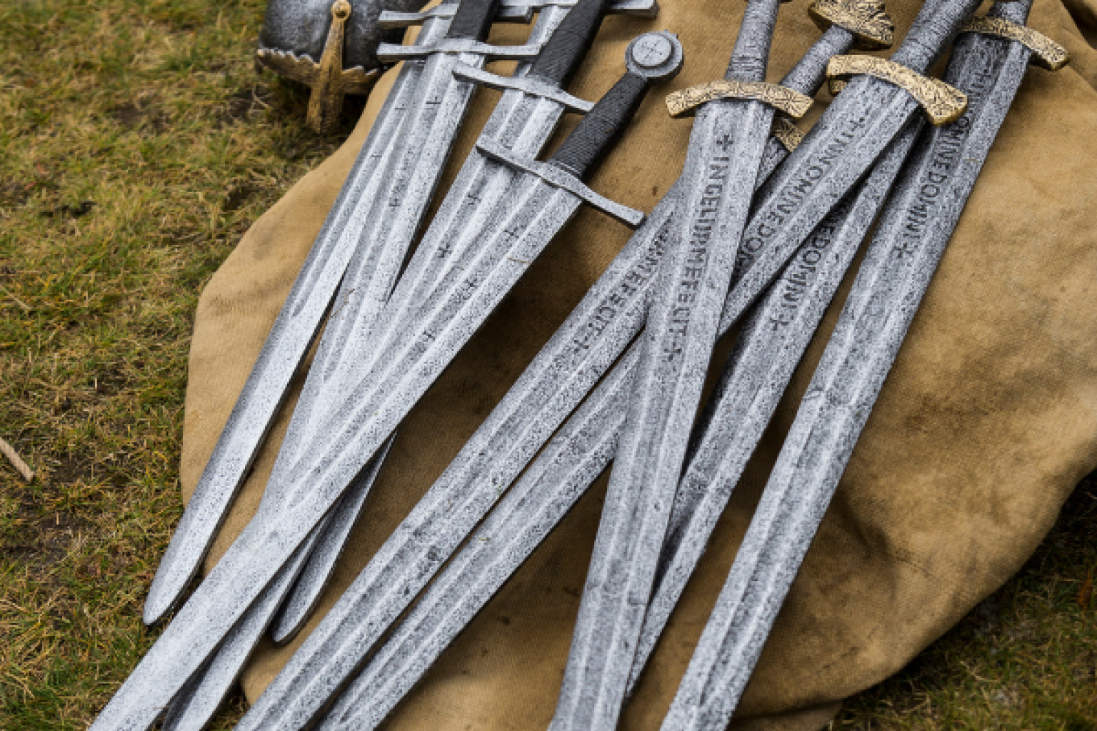 Top 20 Little Known Facts About Medieval Weapons - Symbol Sage