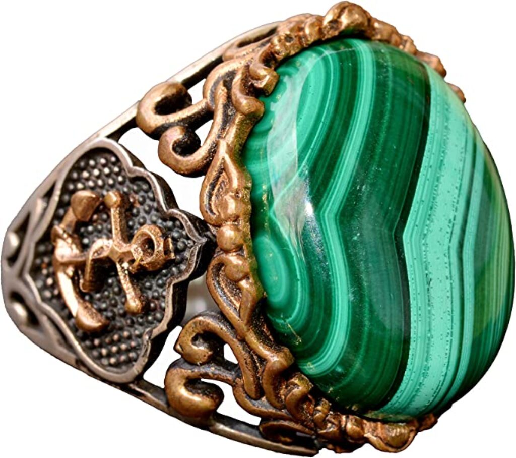 Do I Need Malachite? Meaning and Healing Properties - Symbol Sage