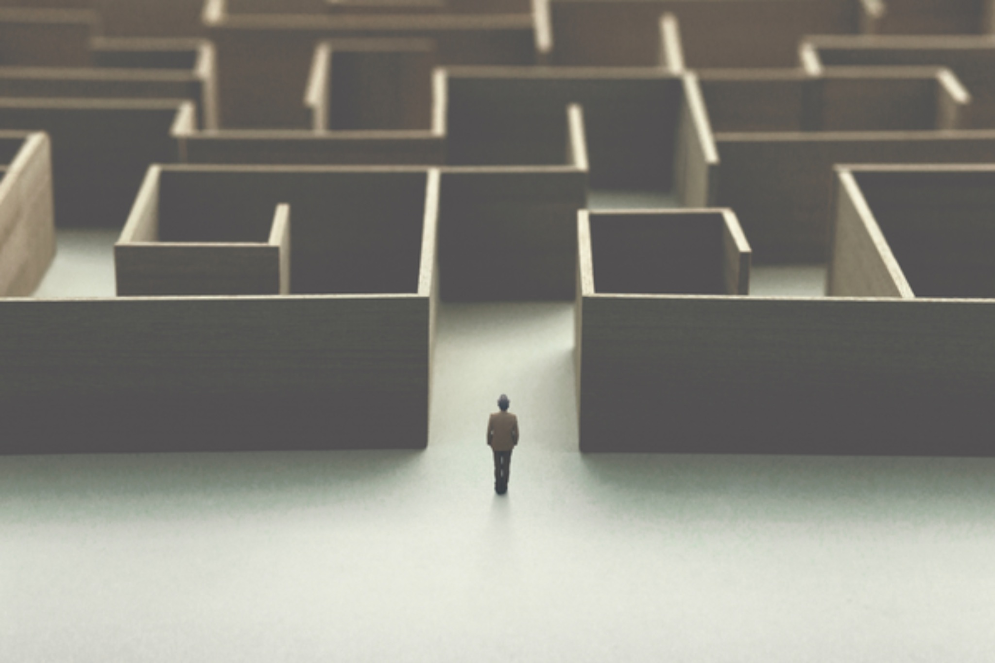 Dreaming About a Maze – What Does It Mean? - Symbol Sage