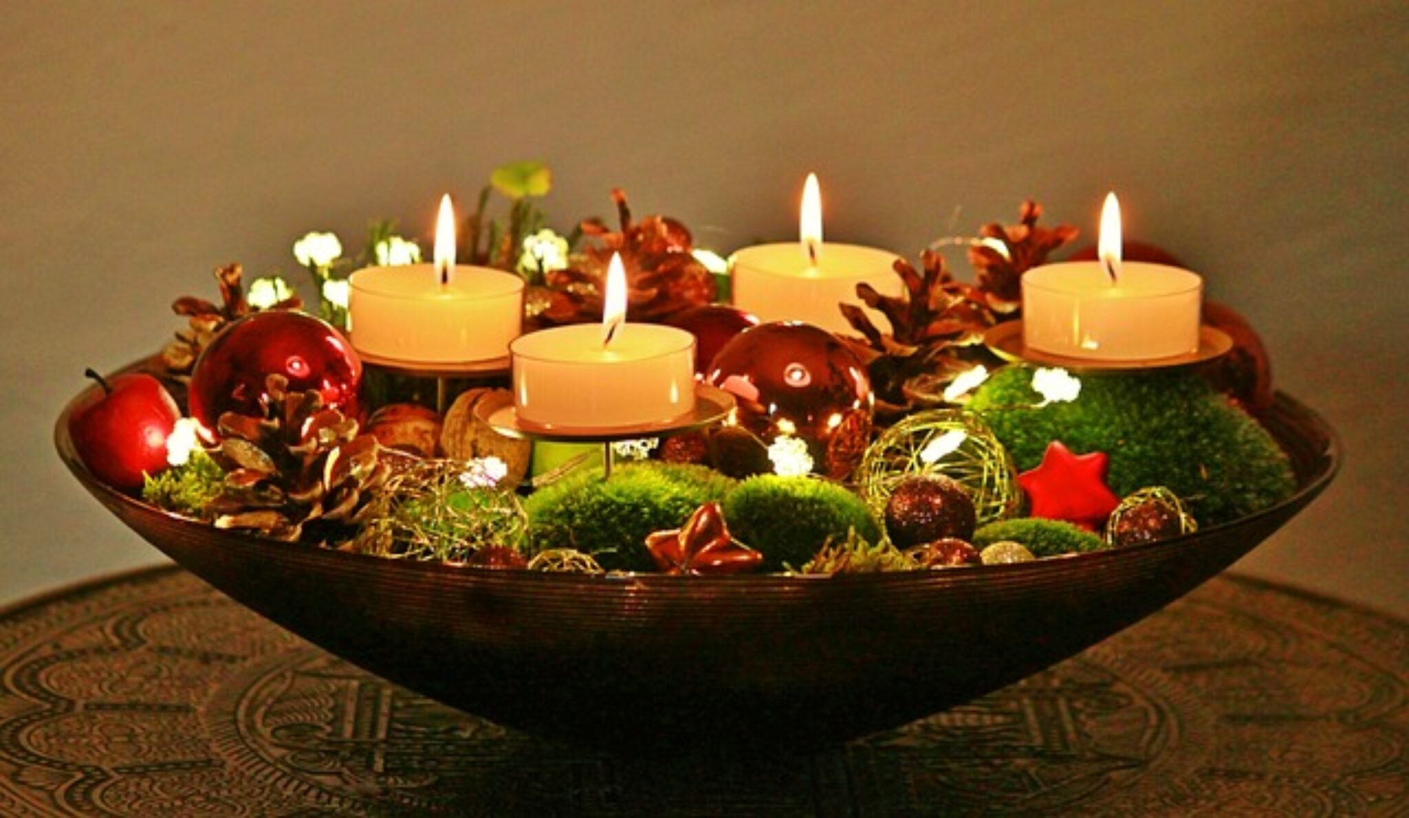 25 Symbols of Holidays that Will Get You in the Holiday Spirit