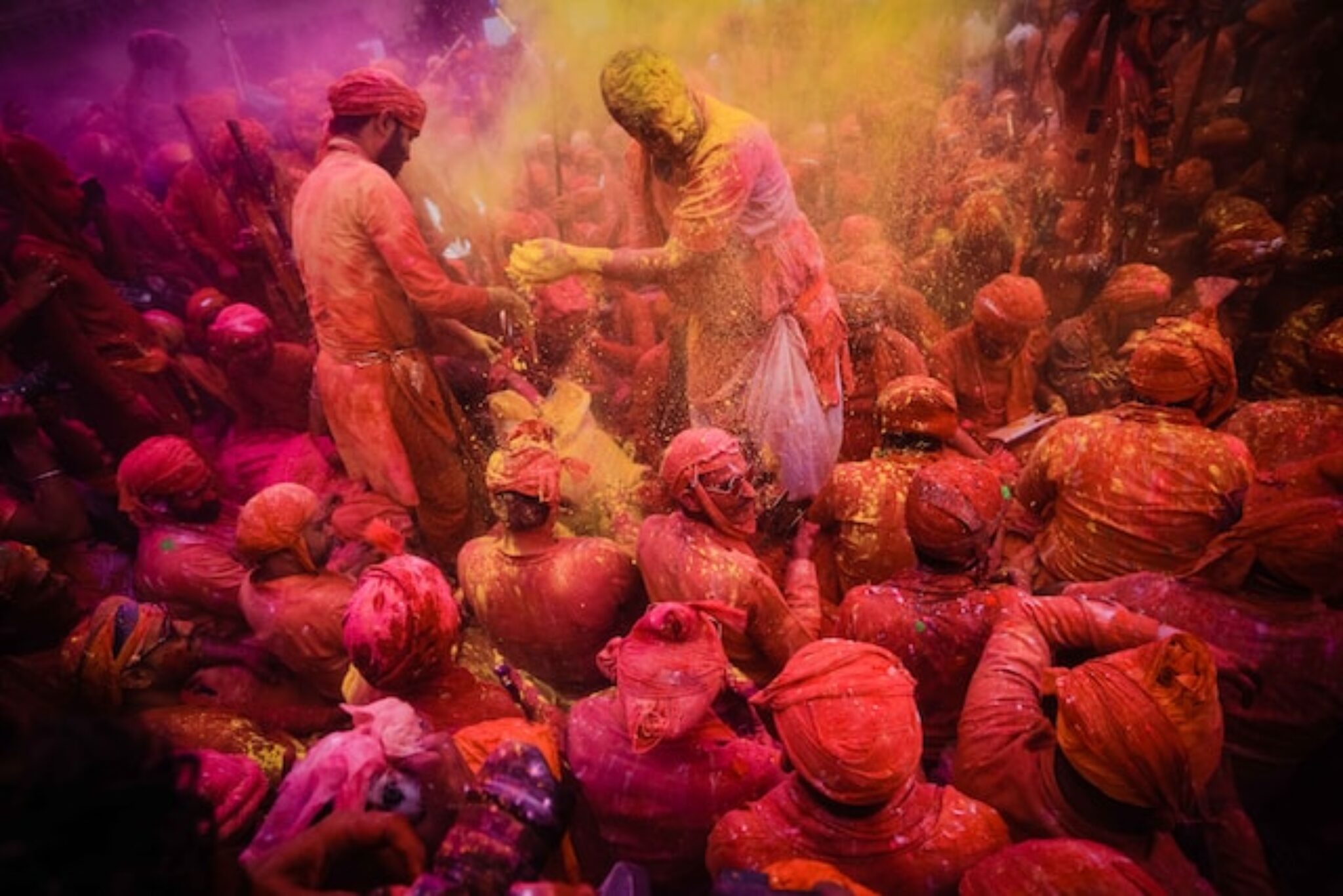 19 Vibrant Symbols of Holi
