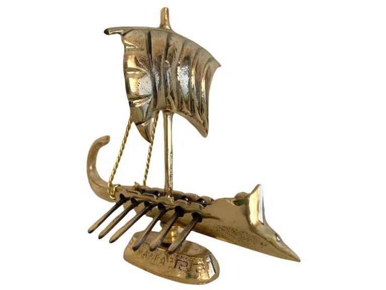 Argonauts: The Band of Valiant Greek Heroes