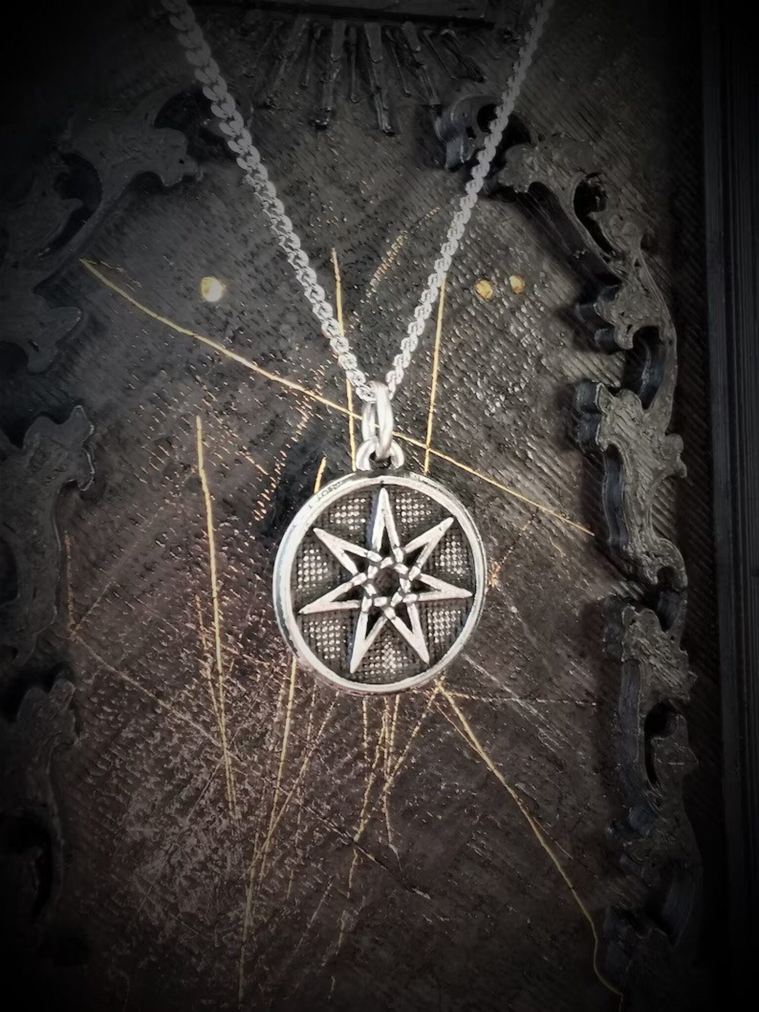Elven Star: Meaning of the 7-Pointed Symbol