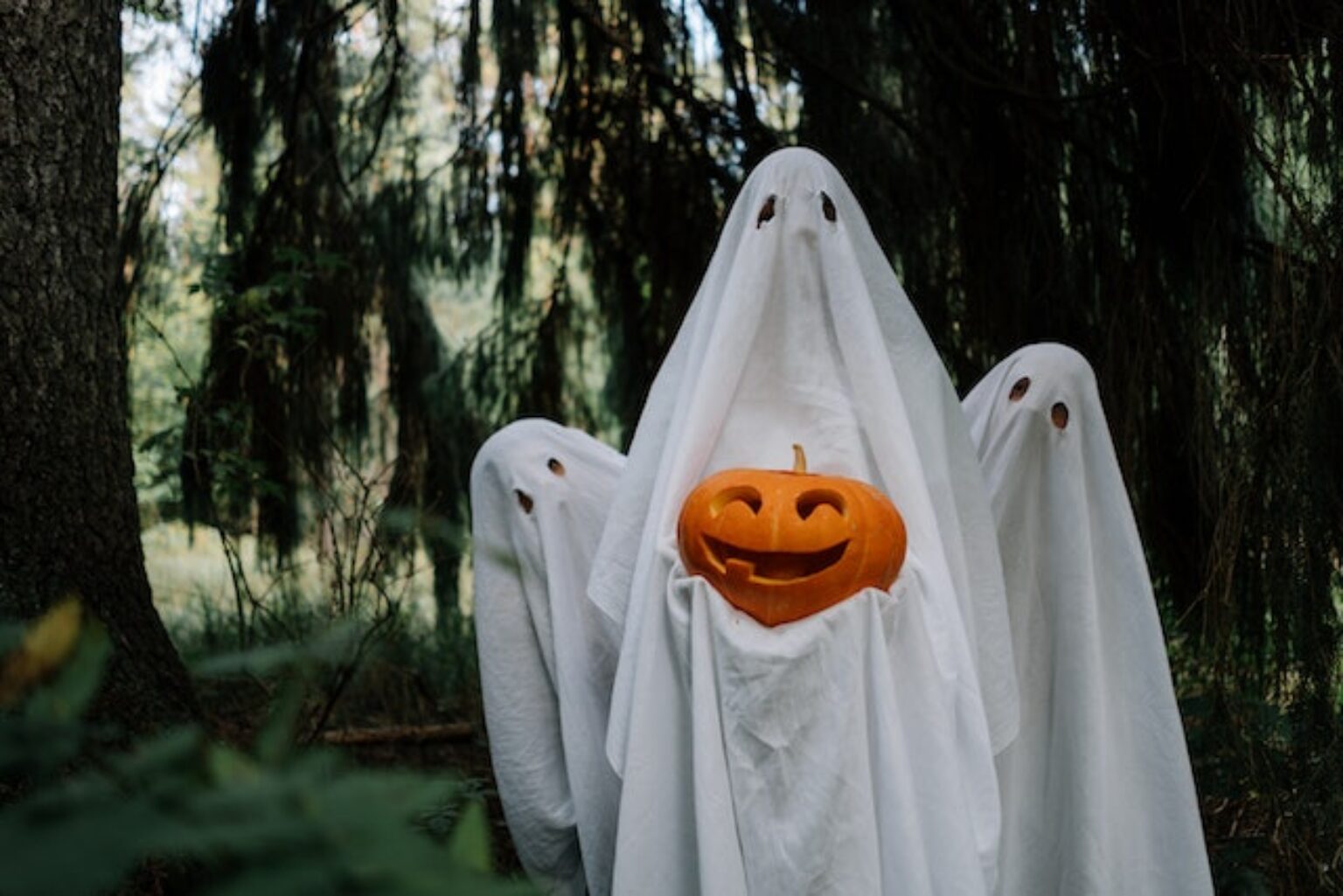 9 Halloween Symbols and Why They Represent the Holiday