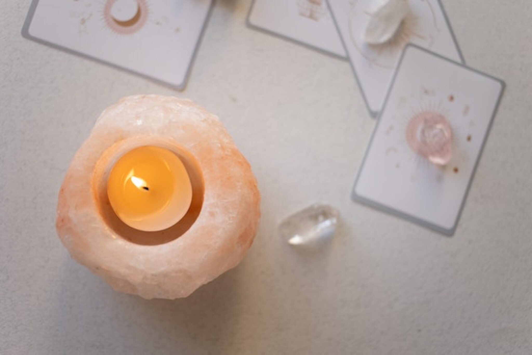 10 Powerful Symbolic Meanings of Candles
