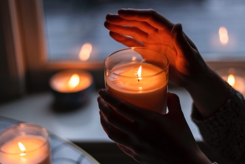 10 Powerful Symbolic Meanings of Candles